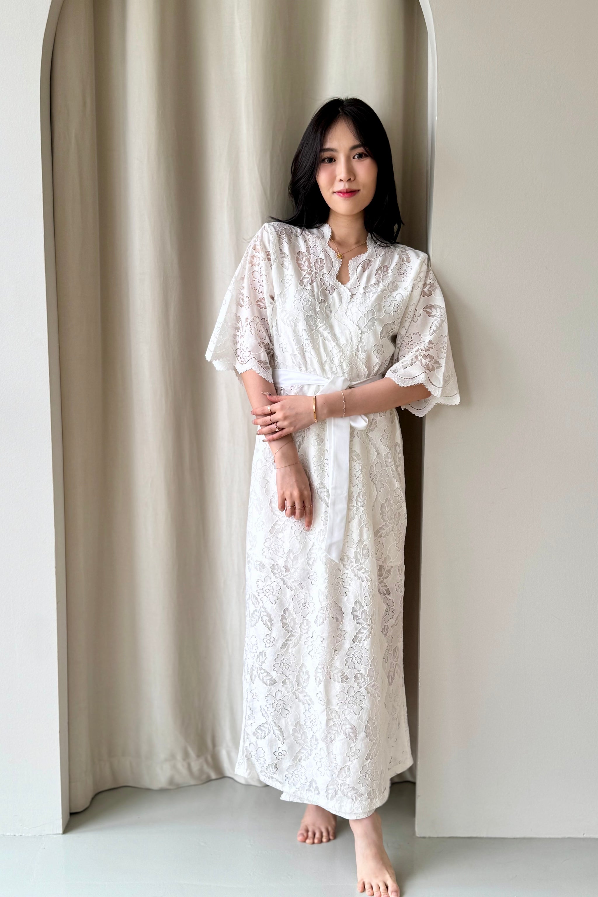 Juliette Lace Robe (White)